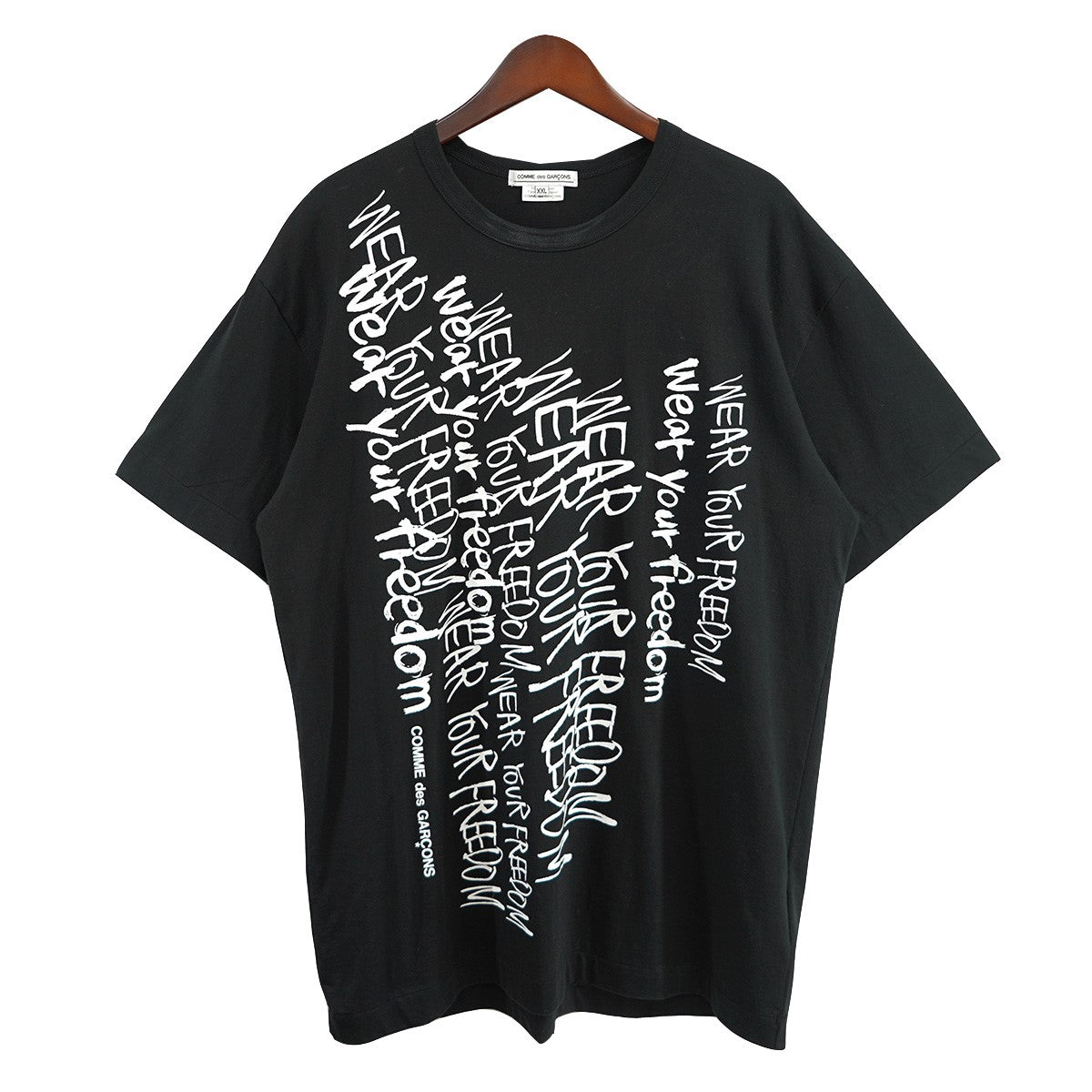 COMME des GARCONS(コムデギャルソン) 25SS メッセージ ペイントスローガン Tシャツ OZ-T311 AD2025 ブラック サイズ XXL｜【公式】カインドオル ...