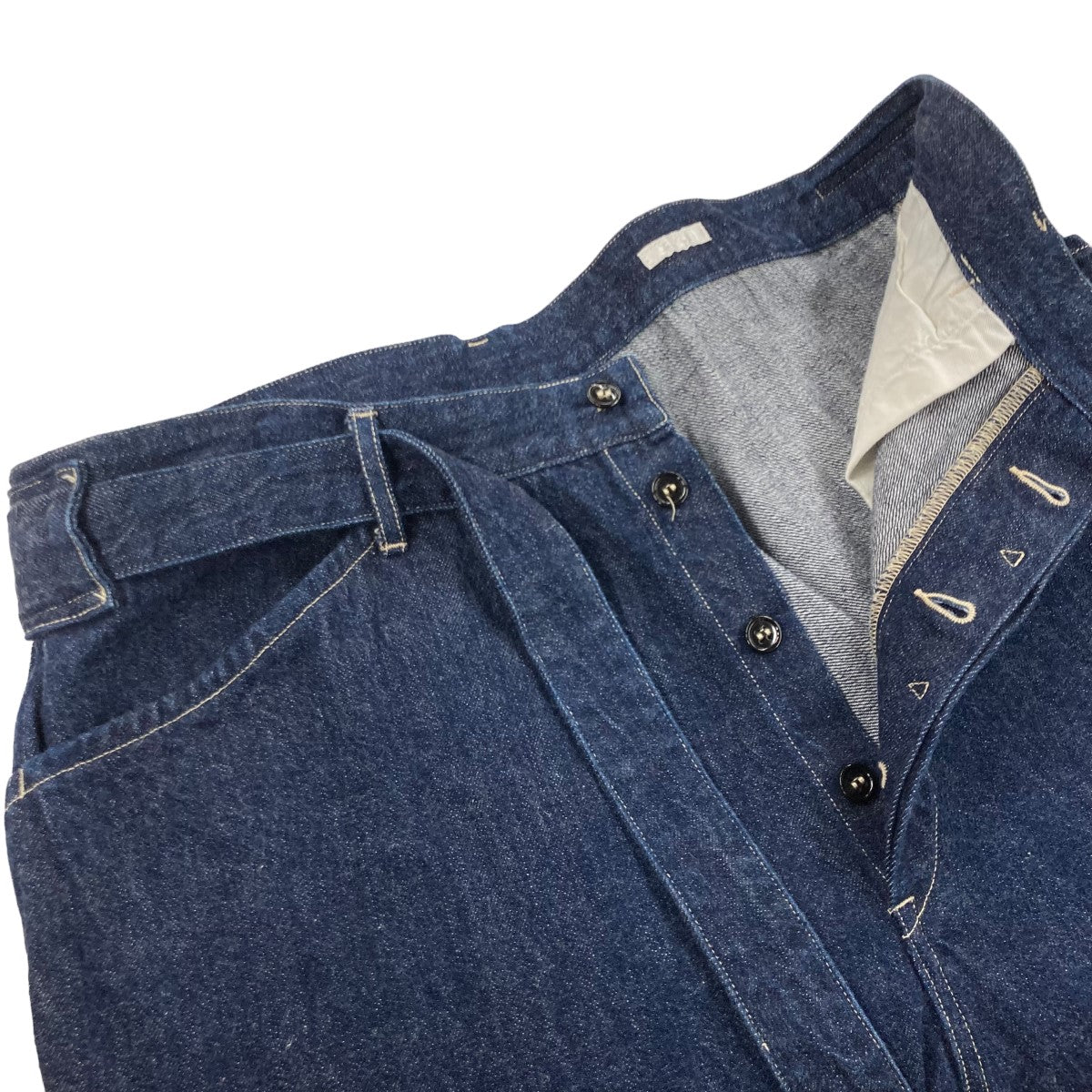 COMOLI(コモリ) 22SSデニム ベルテッドパンツデニムパンツV01 03001 V01 03001 インディゴ サイズ 3｜【公式】カインドオルオンライン ブランド古着・中古通販 ...